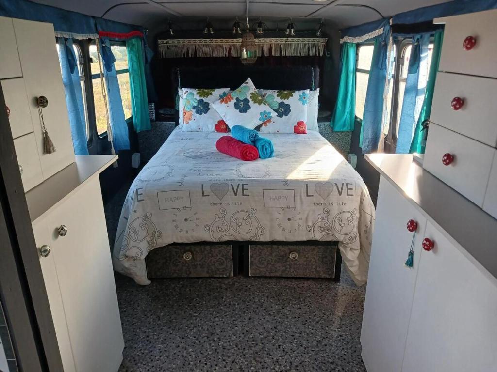 Topdeck double decker bus, Swellendam (updated prices 2025)