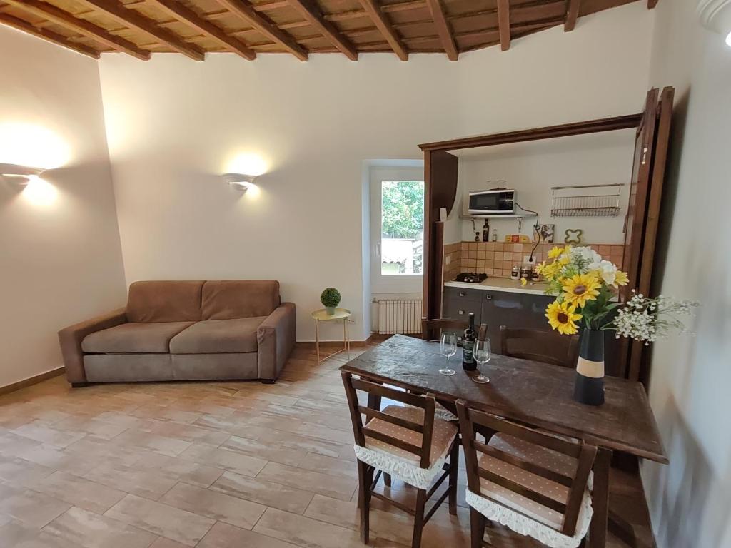 House Moro, Rome (updated prices 2026)