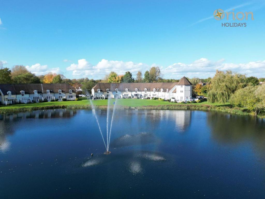 Isis Lakes 84 - Tortola Lodge, South Cerney (updated prices 2026)
