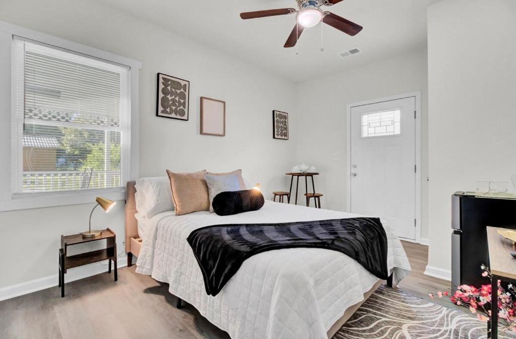 Charleston Moncks Corner Cozy Apt near Downtown, Moncks Corner (updated ...