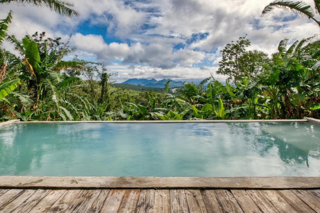 Kalikasan Glamping Resort near Manila with Overlooking Pool and ...