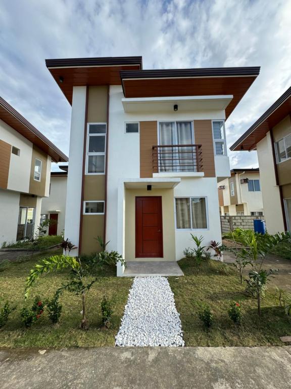 Velmiro Greens dauis Panglao - 3 bedroom apartment unit P1112, Dauis ...