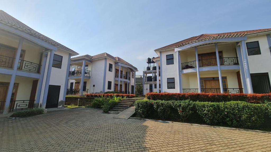 Sydney-Bali Sanctuary, Fort Portal (precios actualizados 2025)