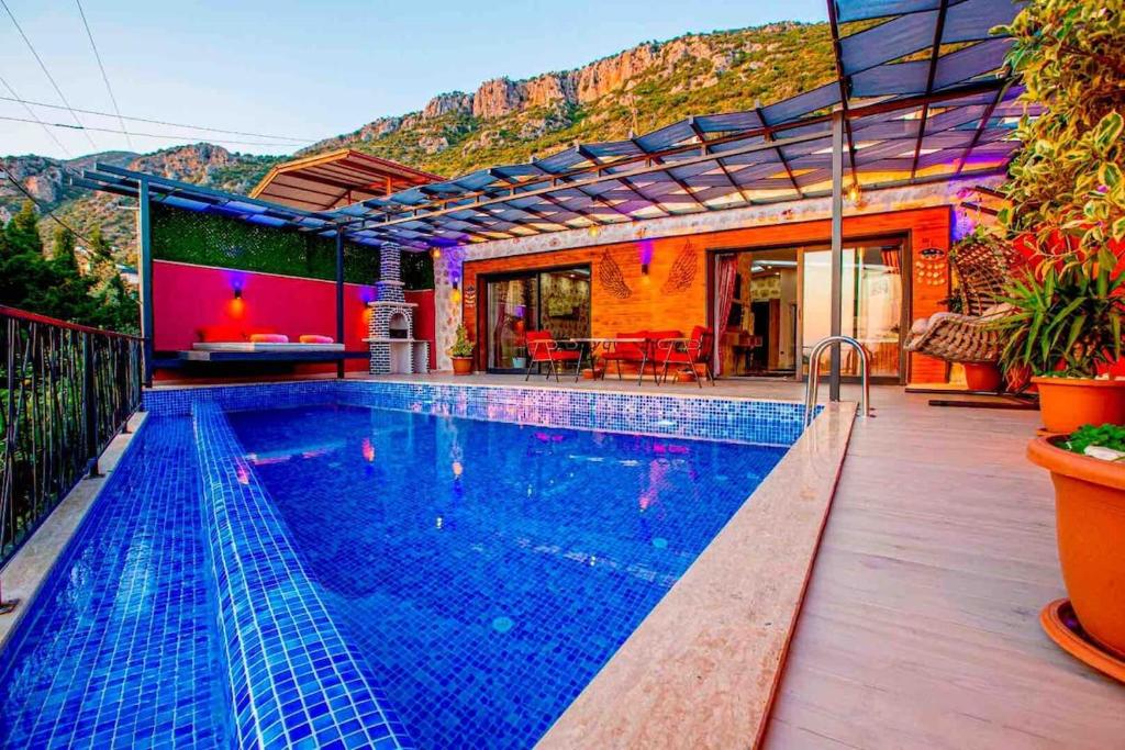 villa mira queen, Kas (updated prices 2026)