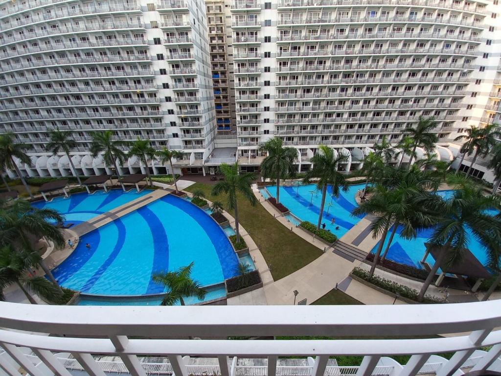 Shell Residences, MOA Complex, Pasay City, Manila (updated prices 2025)