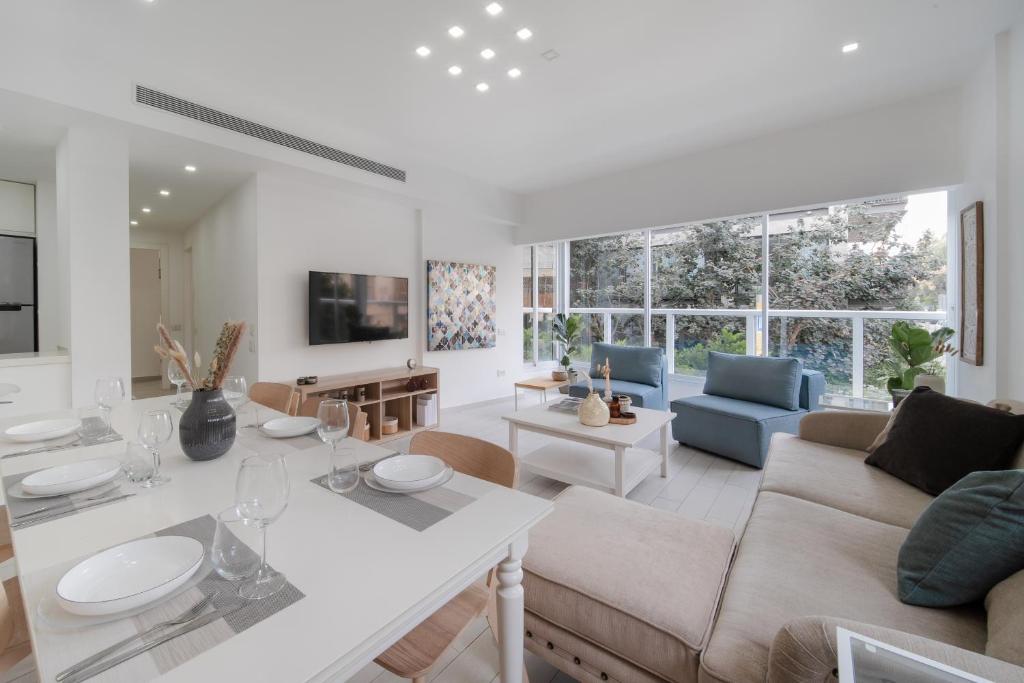 Jabotinsky Family Residence, Tel Aviv (updated prices 2025)