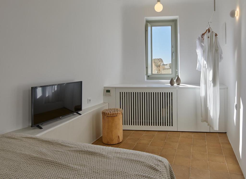 Thiro Exclusive Villa with private jacuzzi, Pyrgos (updated prices 2025)