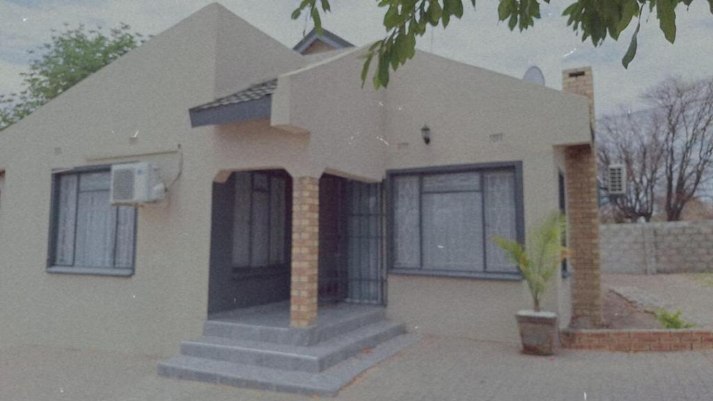 Joy View Nest, Maun (updated prices 2025)