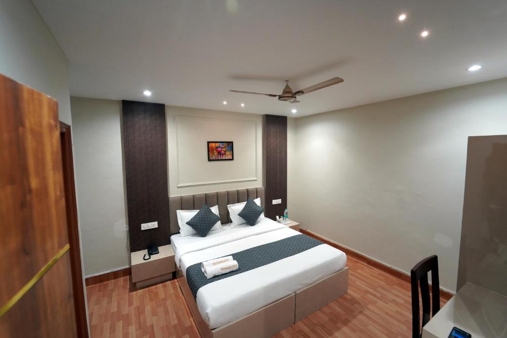 The Ambience Hotel, Zirakpur (updated prices 2026)