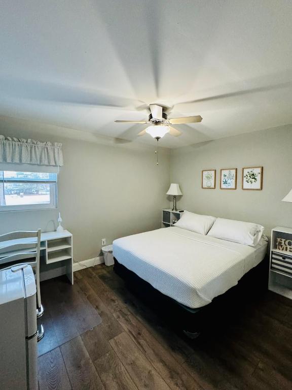 Cozy Bedrooms, Slackwoods (updated prices 2026)