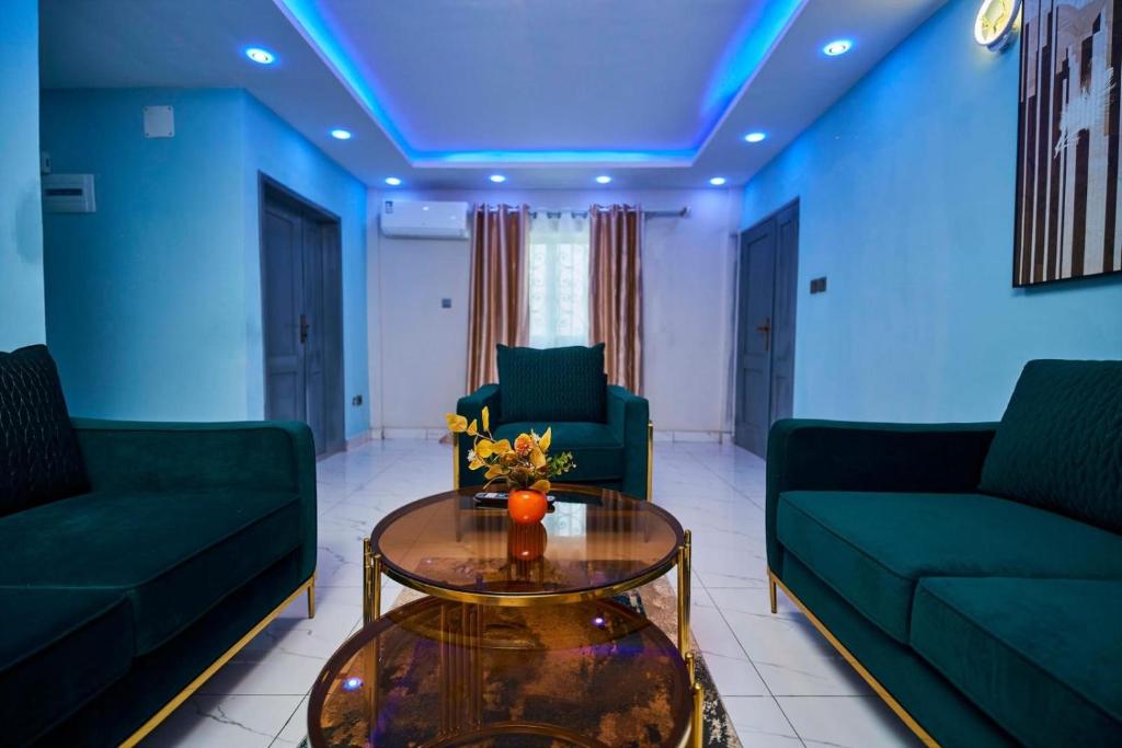 Elite Complex, Mbalngong (precios actualizados 2025)