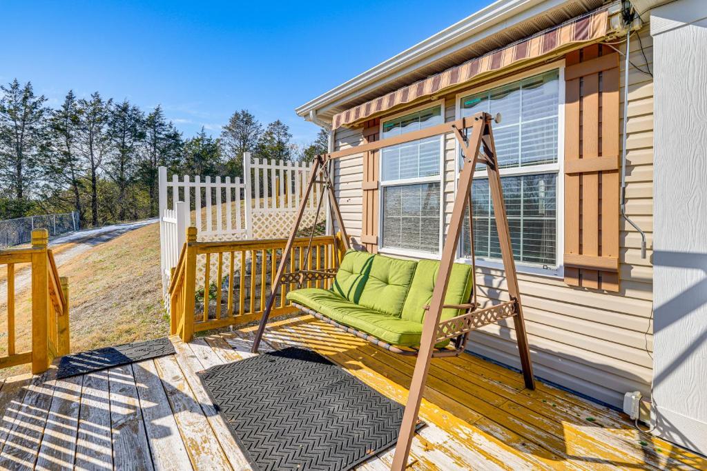 Deck with Mtn Views Scenic Escape in Midway!, Midway (updated prices 2025)