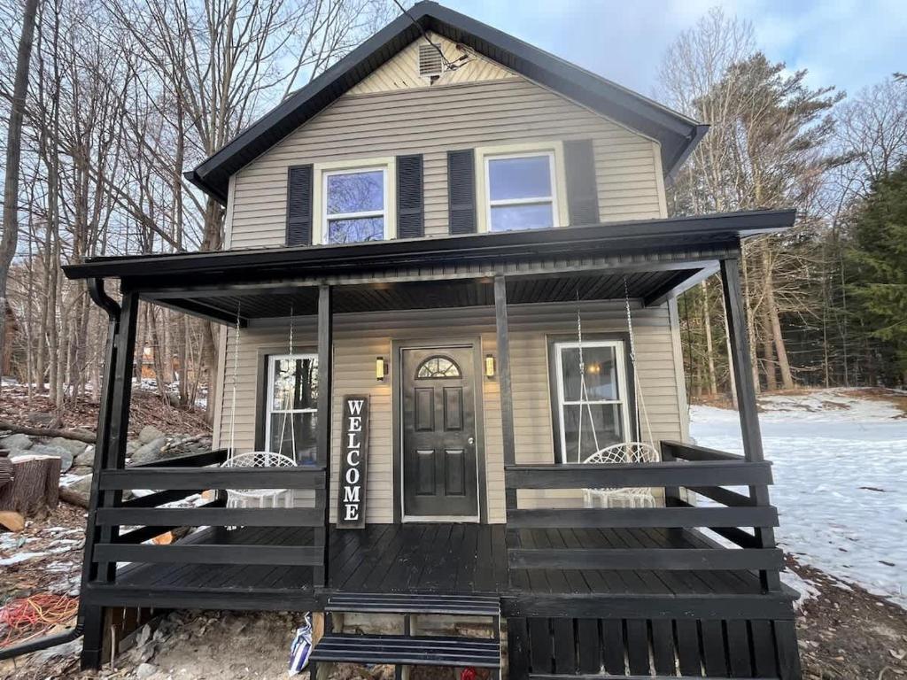 Twin Pines Lake Resort 1, Northville (updated prices 2025)