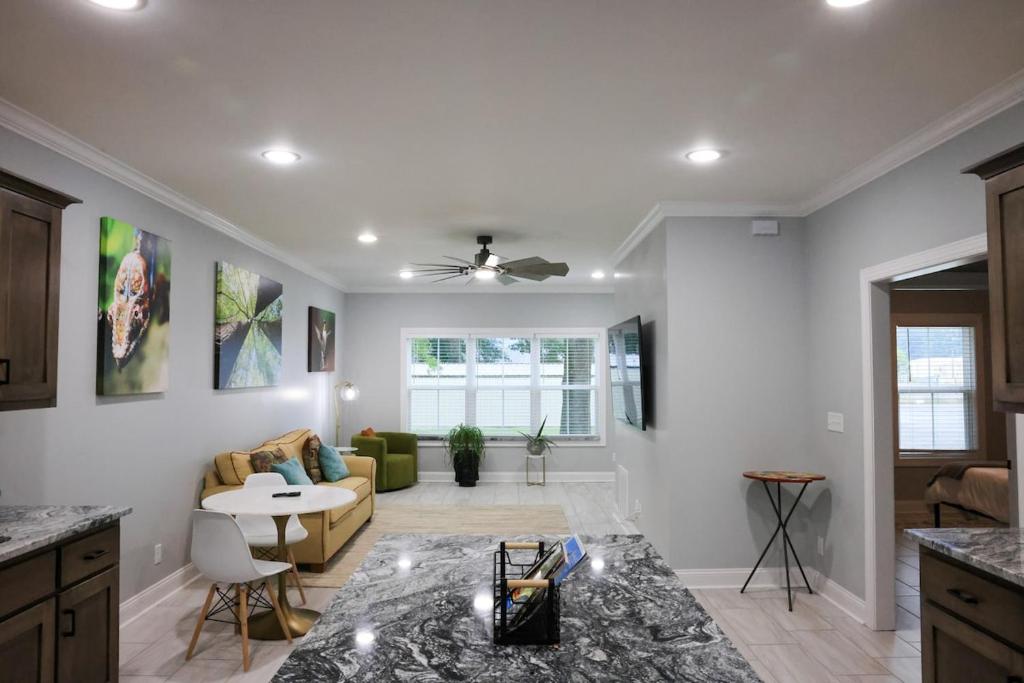 The Oneonta Experience, Oneonta (aktualisierte Preise für 2026)