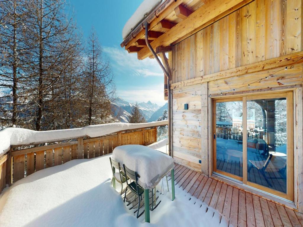 Cosy chalet in Vex with balcony, Vex (updated prices 2026)