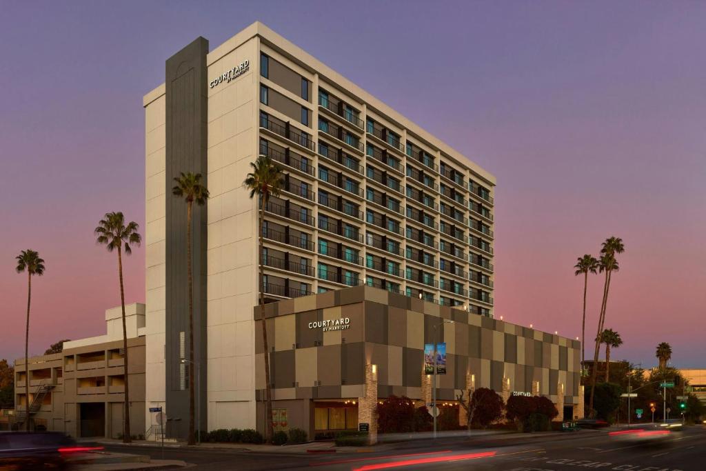 Courtyard Los Angeles Sherman Oaks, Sherman Oaks (updated prices 2025)
