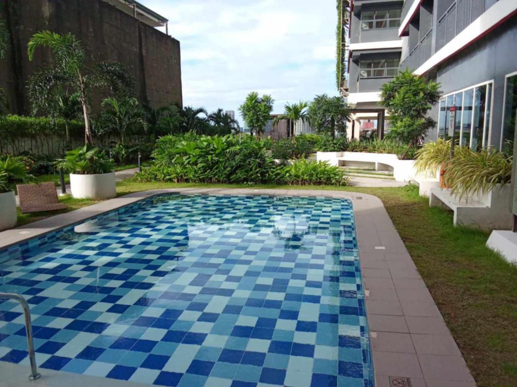 SMDC Red residences Condominium Makati City, Manila (updated prices 2025)