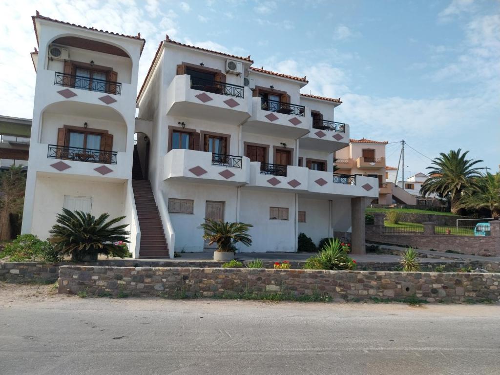 Ioannidis - Sigri- Apartments, Sígrion (updated prices 2026)