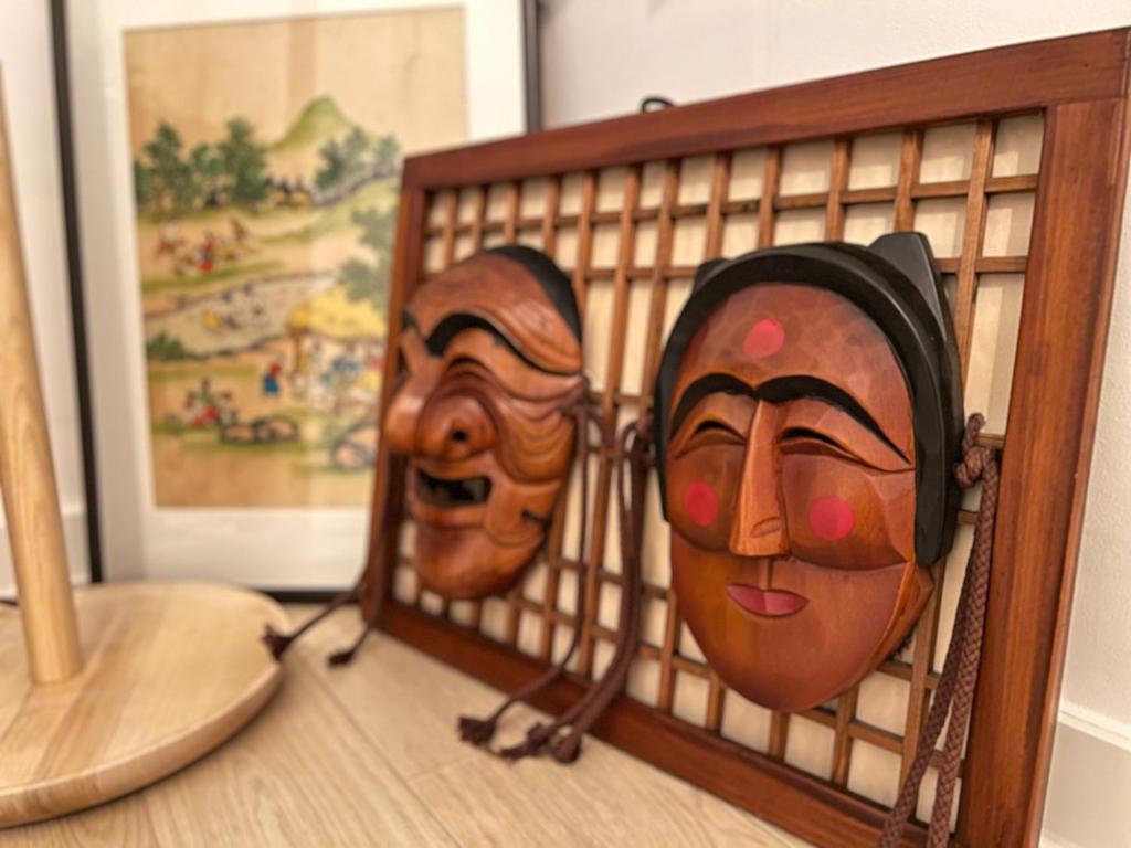 JAJA House Suwon - Cozy and Fun Stay near Hwaseong Fortress - Netflix ...