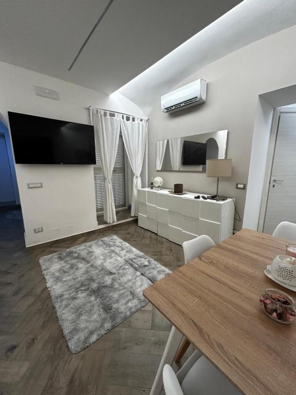 Nalusa Superior Chiaia - nel cuore della citta, Naples (updated prices ...