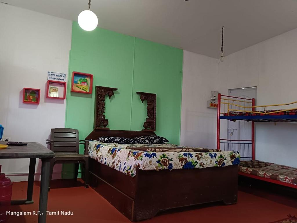 Mango tree Hut house, Yelagiri (updated prices 2026)
