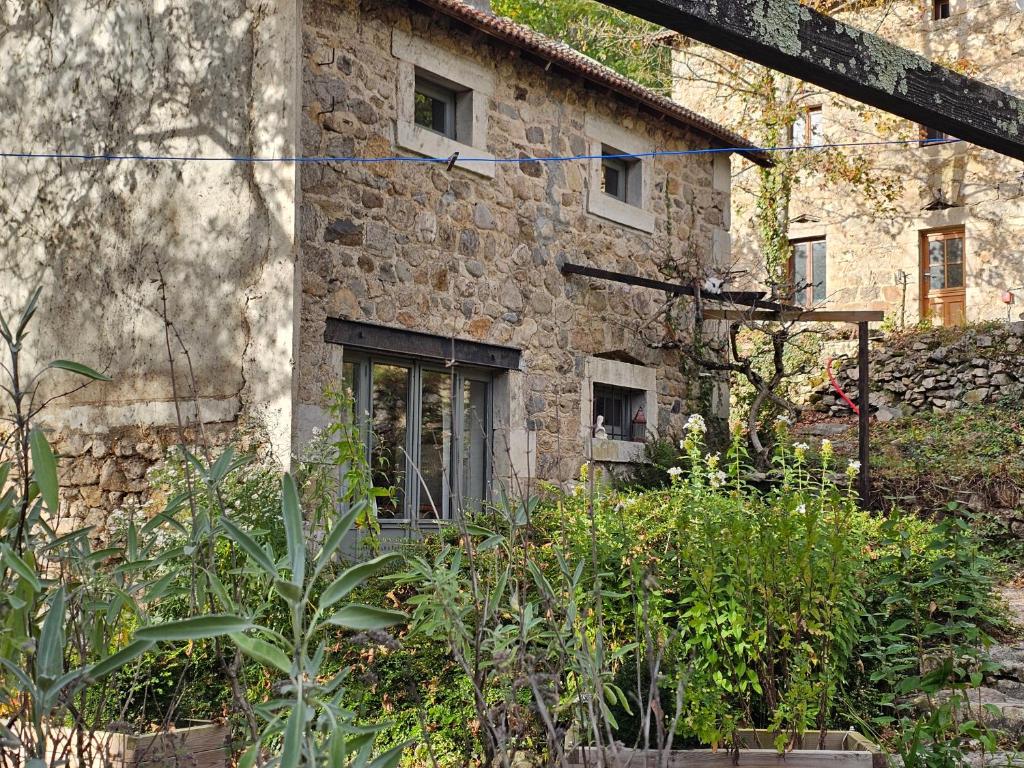 Gîte Glycine au Domaine de Clarat, Lafarre (preços atualizados para 2025)