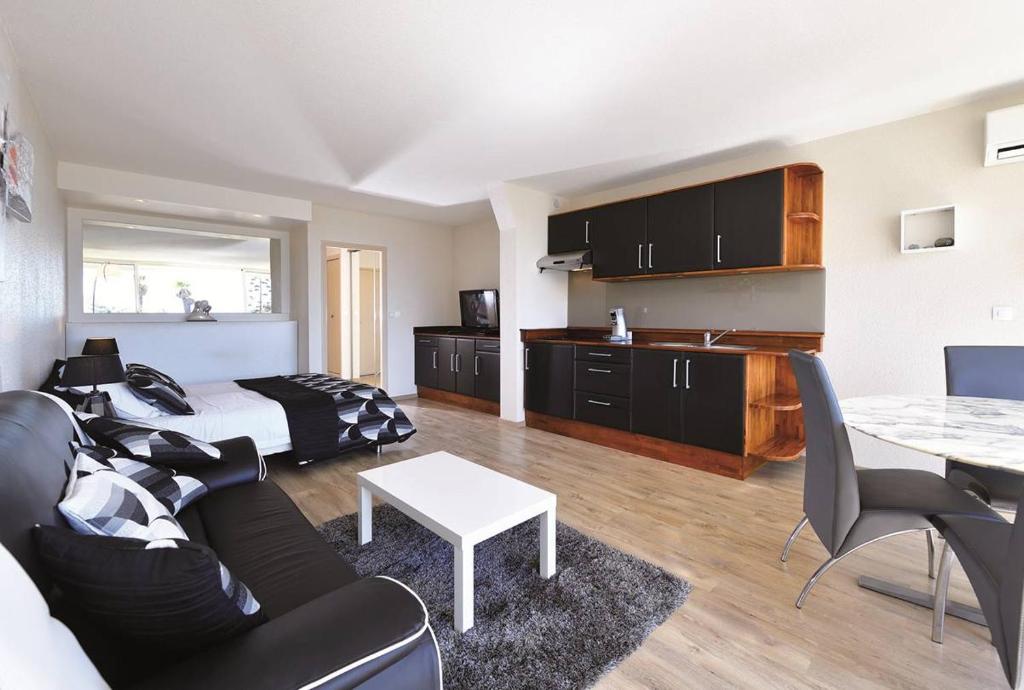 Studio Graphik - Héliopolis C 74 - Luxe - 2 personnes, Cap d'Agde (updated prices 2026)