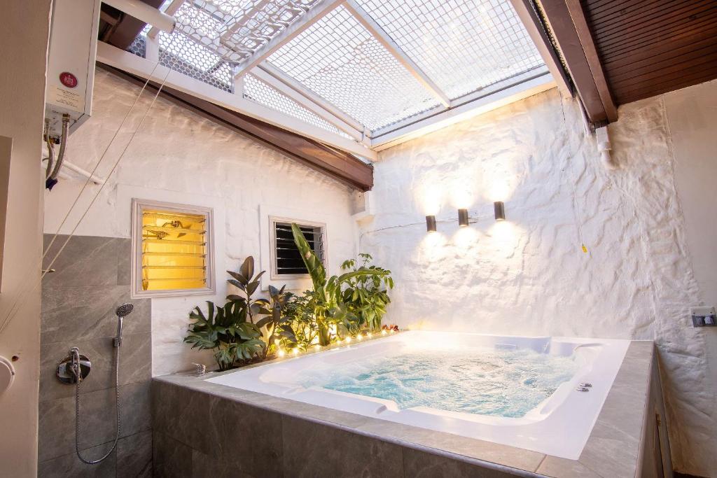 Chill-Out | Jacuzzi todo el año | Unicentro 5 minu, Medellín (prezzi ...