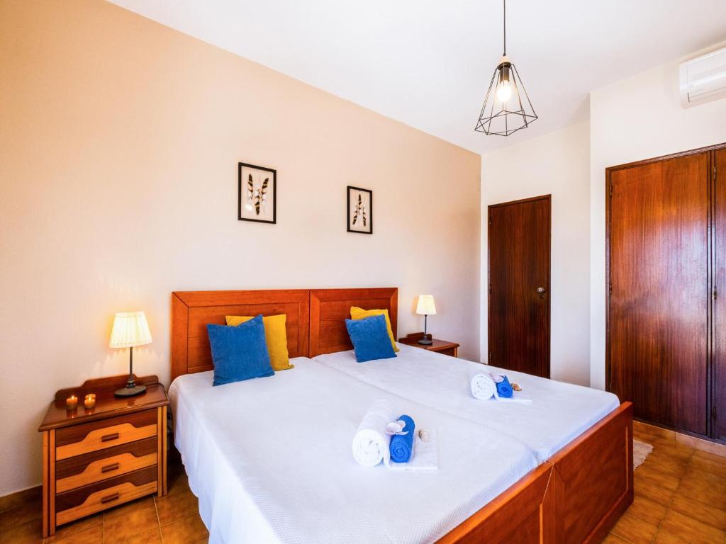 Scenic villa near Gale Beach, Albufeira (updated prices 2025)