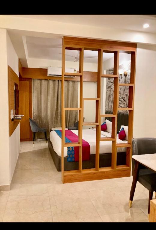 ZenRoofs - Brij Bhumi Haven 1, Vrindāvan (updated prices 2026)