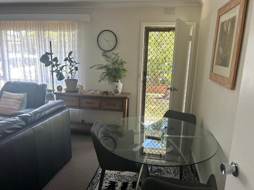 Home away from home, Mentone (updated prices 2025)