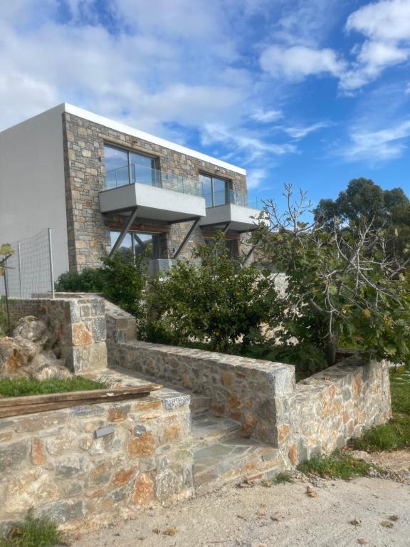 Michalis-Nina studios, Livanianá (updated prices 2025)