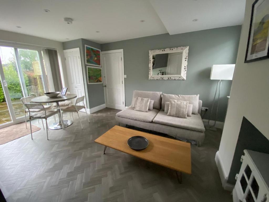 The Studio, Worthing (updated prices 2026)
