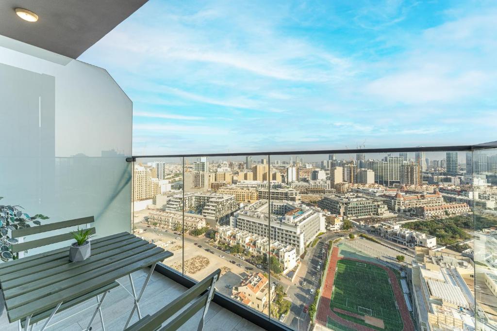 HAVN - New Studio Apartment in Bloom Towers, JVC, Dubai (updated prices ...