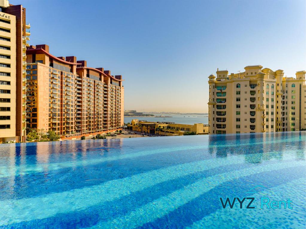 Breathtaking 1BR in Palm Tower, with Sea View, Dubai (updated prices 2025)