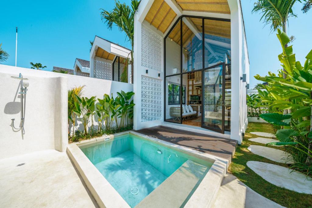 Villa Tiny - Romantic A-Shape 1BR Villa Close to Nyanyi Beach, Tanah Lot (updated prices 2025)