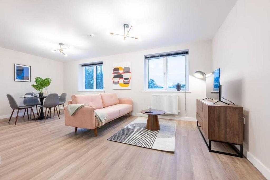 Luxurious 2 Bed Apartment Cardiff Central, Cardiff (updated prices 2025)