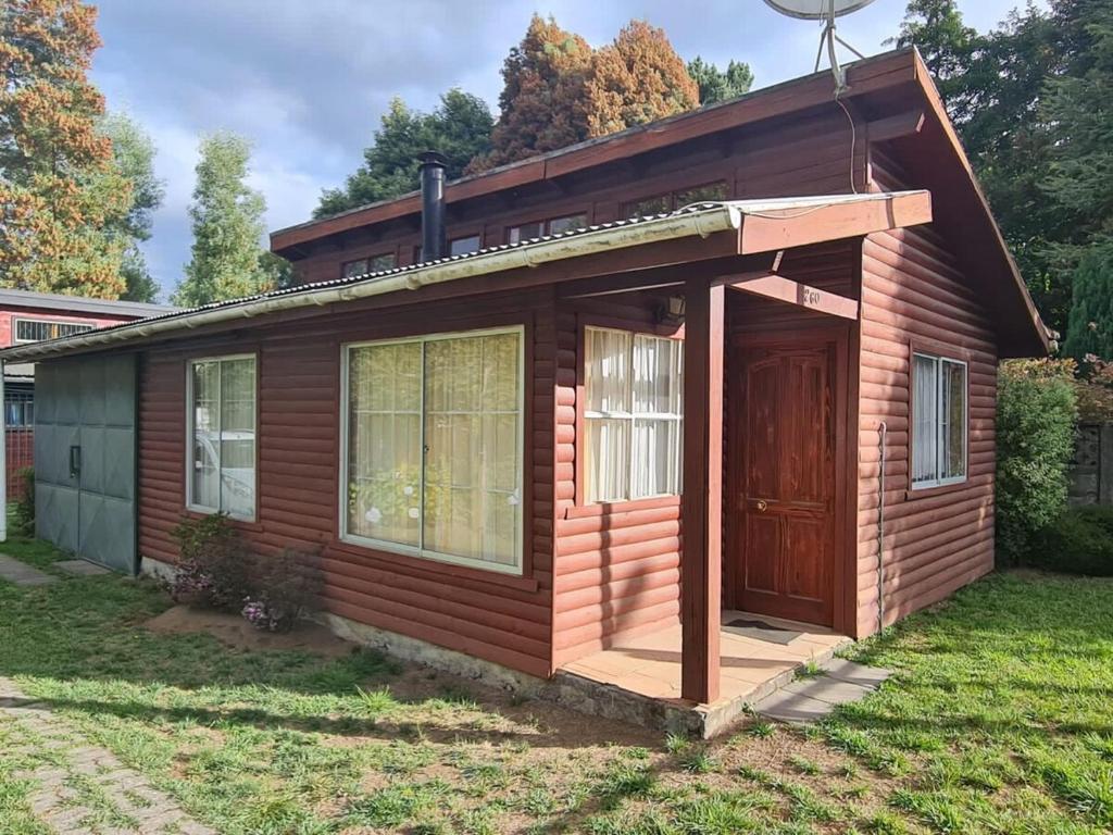 Cabaña a una cuadra de la playa chica, Licán Ray (precios actualizados ...