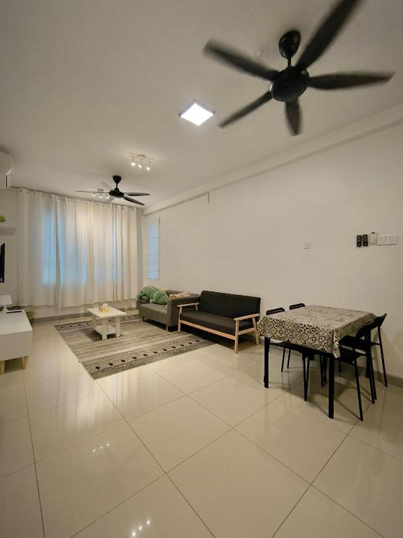 Guppy Homestay Apartment Near KTCC & Drawbridge 1 bedroom ...