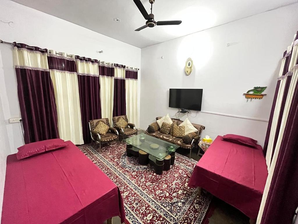 Maa Sukhda Bhawan, Prayagraj (precios actualizados 2025)