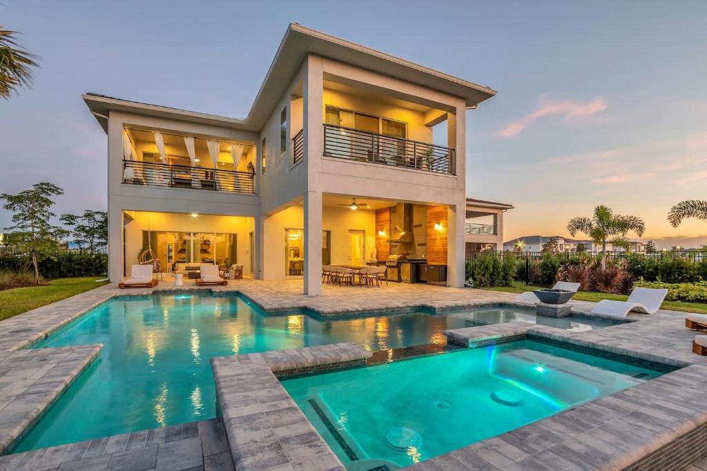 The Luxurious Bear's Den Estate-TB009, Orlando (updated prices 2026)