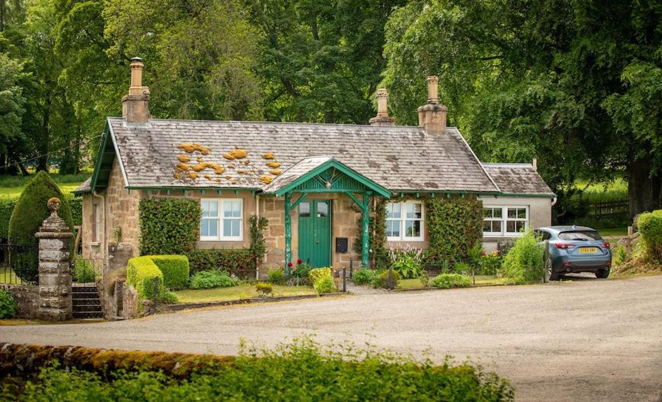 Foulis Castle Gate Lodge, Evanton (updated prices 2026)
