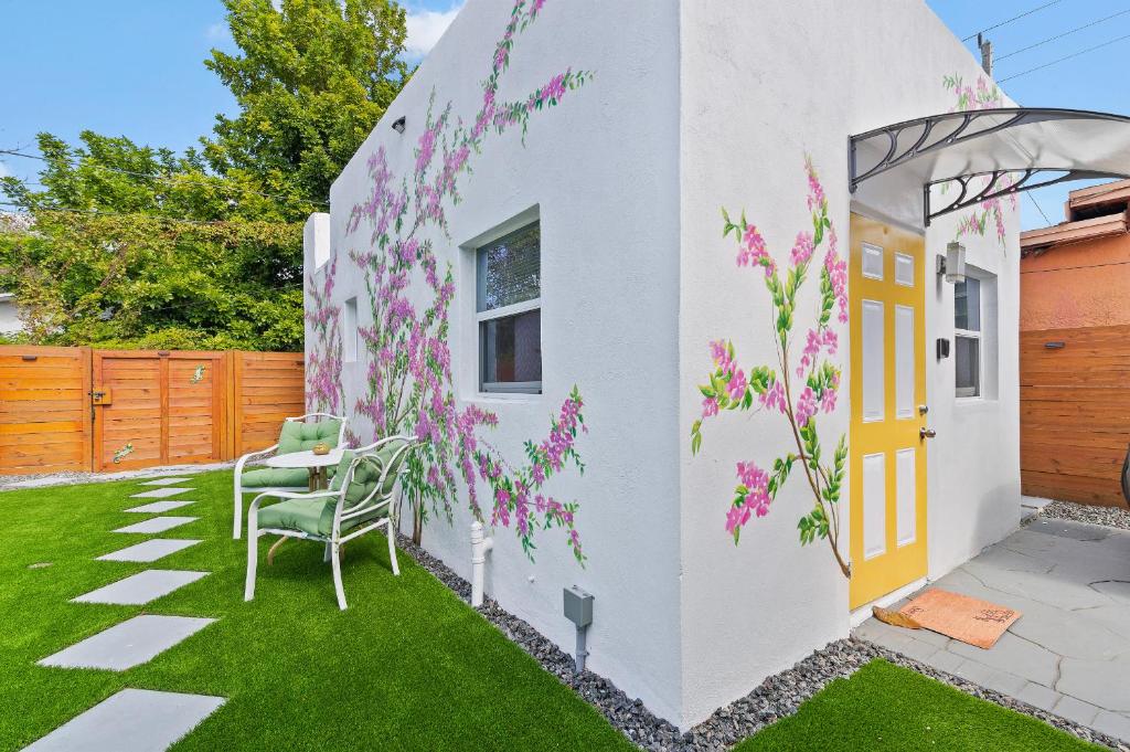 Cozy Casarita Cottage, Miami (updated prices 2026)