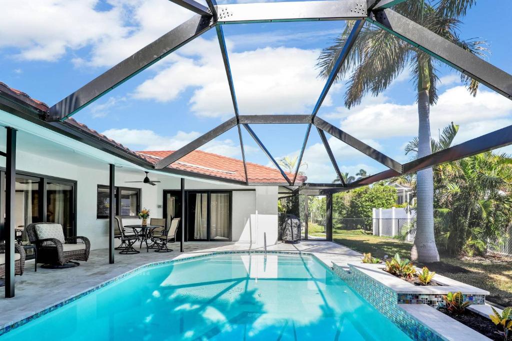 The Coastal Escape, Marco Island (updated prices 2026)