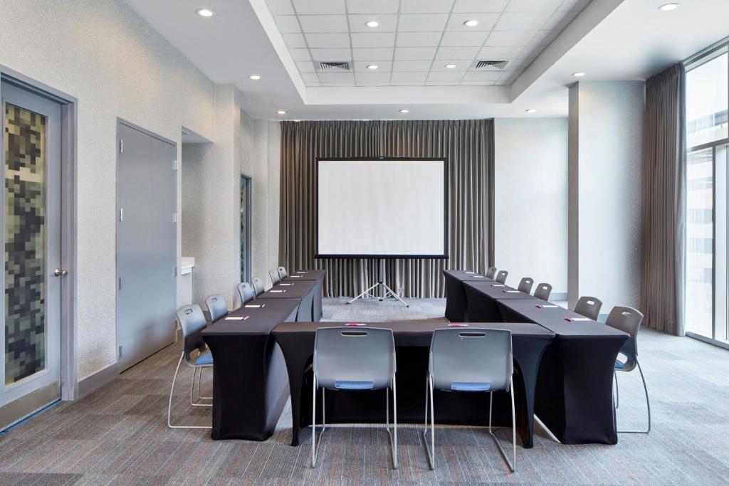 Aloft Austin at The Domain, Austin (updated prices 2025)