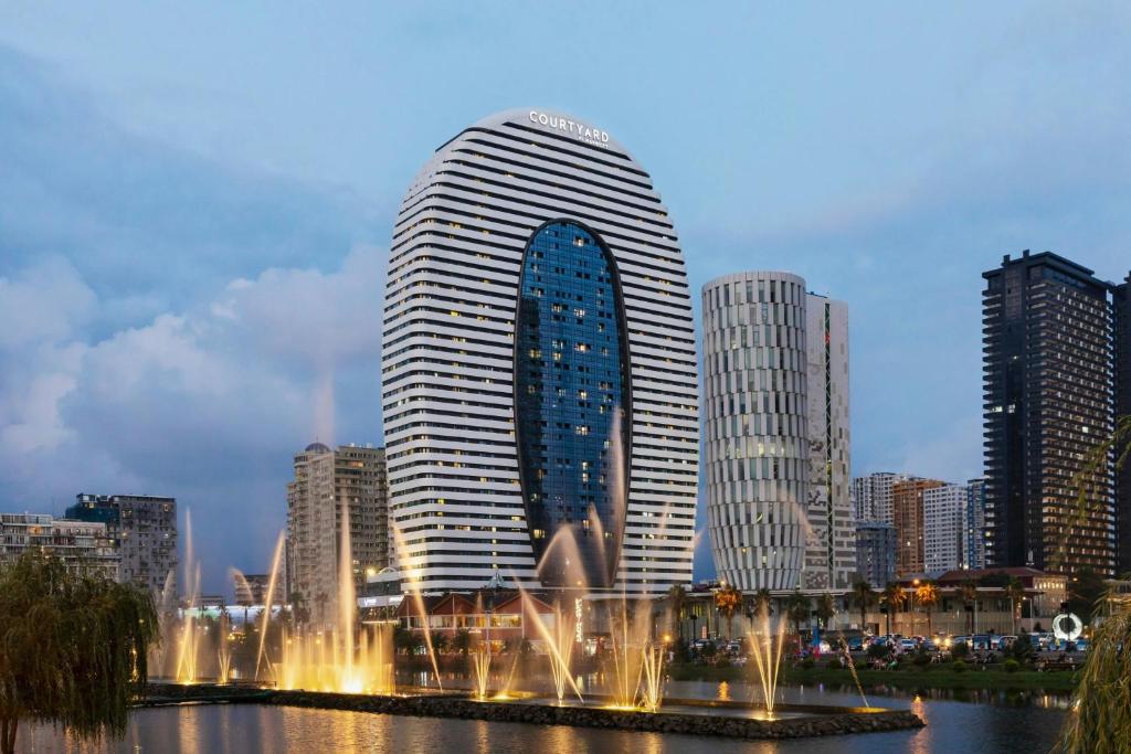 Courtyard by Marriott Batumi, Batumi (updated prices 2026)