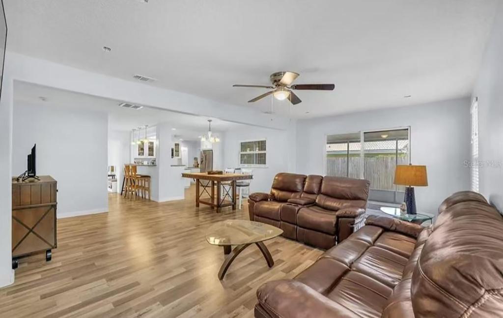 IMG, Bradenton Beach, Anna Maria, Siesta Key Beach, Near Shorewalk ...