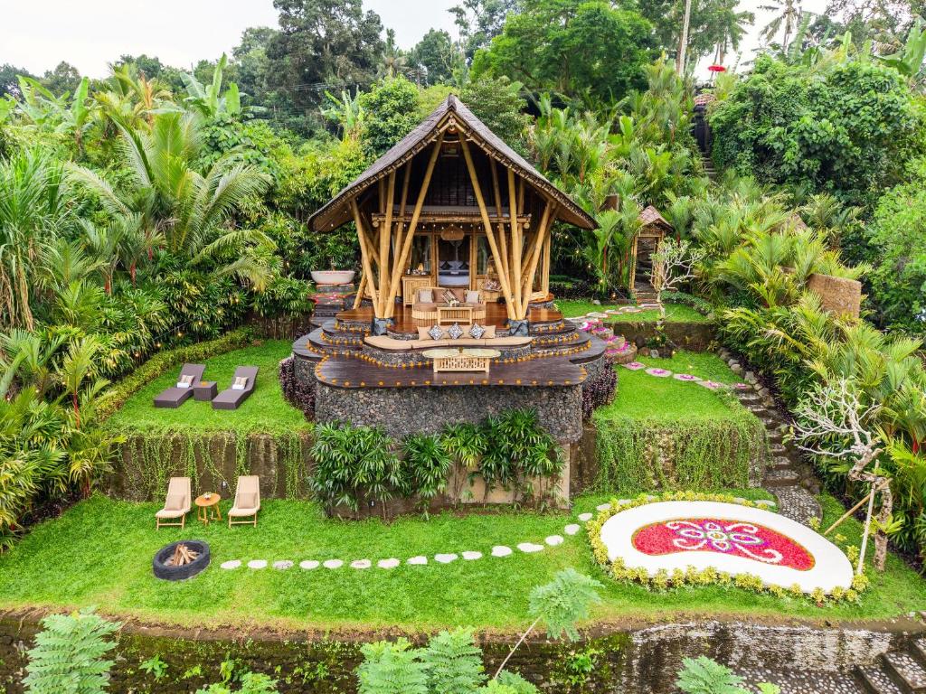 Aura Svarga - Swarga House, Selat (updated prices 2026)