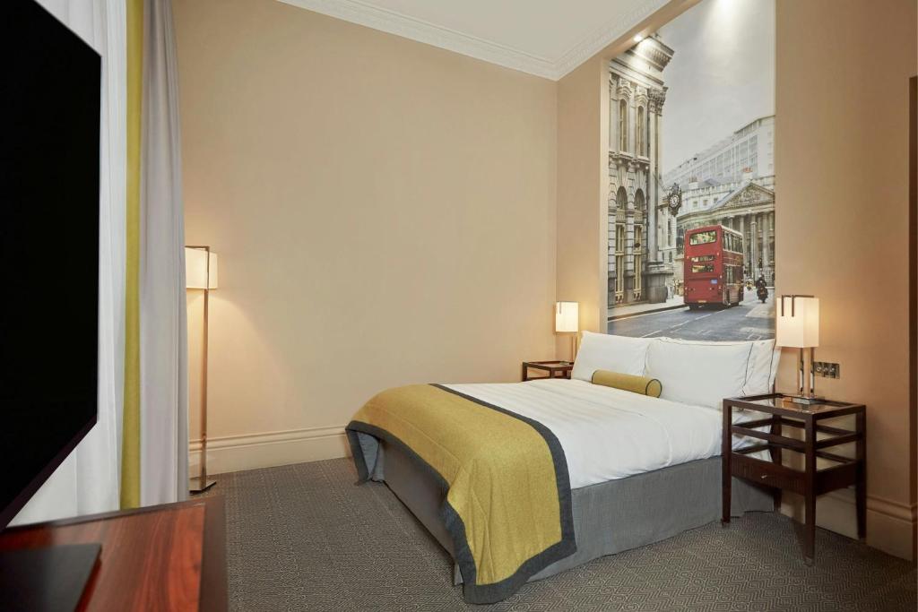 Threadneedles, Autograph Collection, London (updated prices 2025)