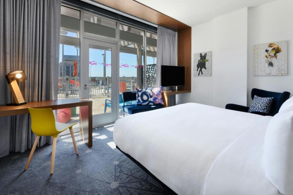 Aloft Greenville Downtown, Greenville (updated prices 2025)